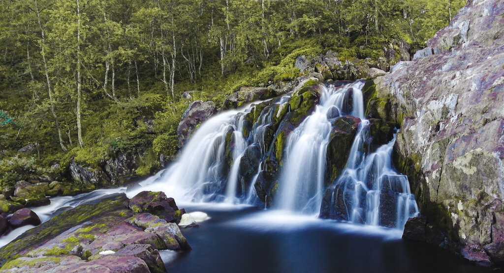 Şelale Lavninsky Waterfall, Murmanskaya oblastı, foto