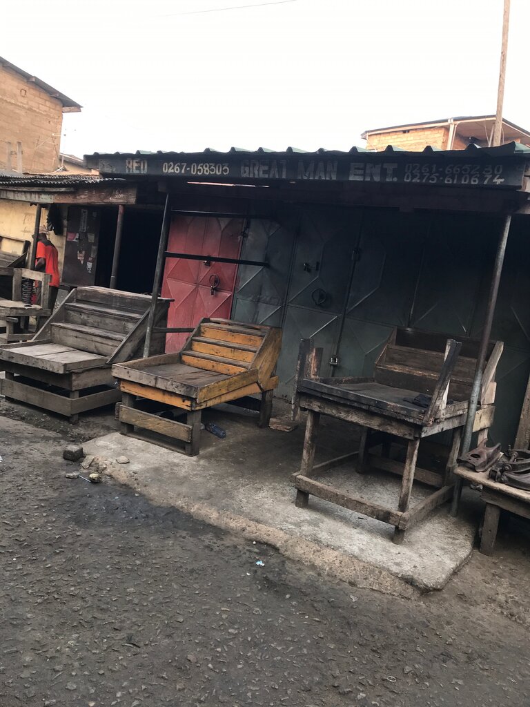 Otomobil yedek parçaları Great Man Ent, Akra, foto