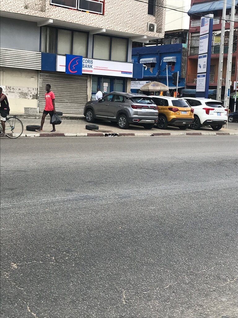 Banka Coris Bank, Abican, foto