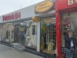 D&p perfumum (Сity ​​of republican subordination Baku, Nizami district, 8th kilometer setllement, Gara Garayev Avenue, 209B), kozmetik ve parfümeri mağazaları  Bakü'den