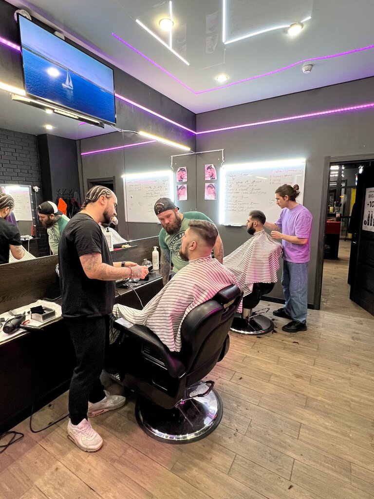 Kuaför meslek eğitimi Ez Academy, Saint‑Petersburg, foto