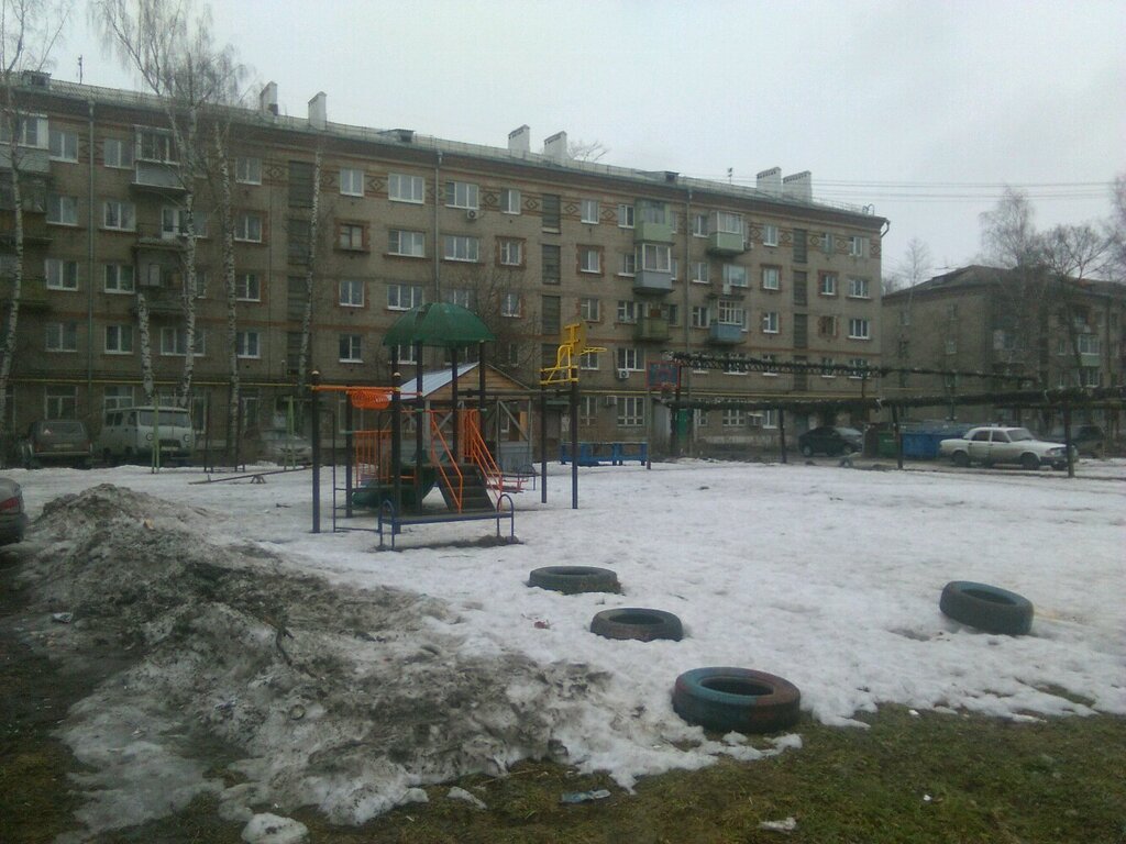 Oyun alanı Детская площадка, Riazan, foto