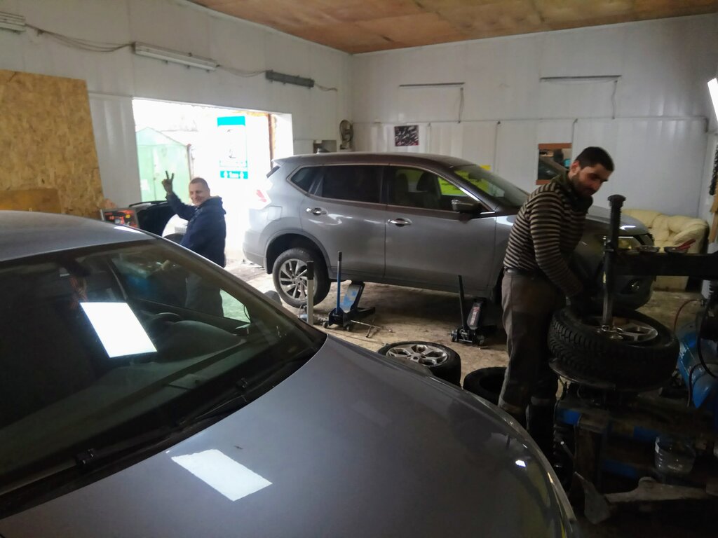 Oto lastik tamiri Правильный шиномонтаж, Saint‑Petersburg, foto