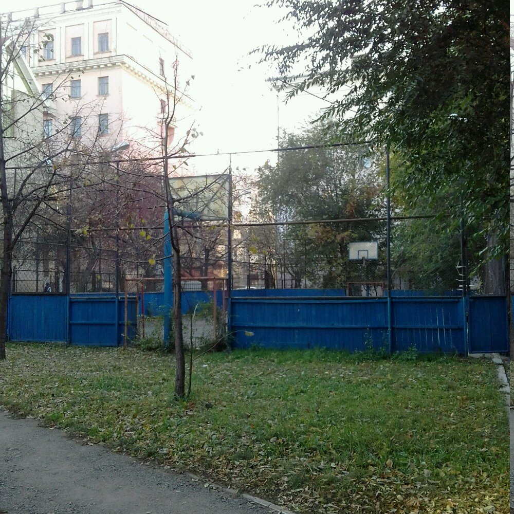 Buz pateni pistleri Ice rink, Çeliabinsk, foto