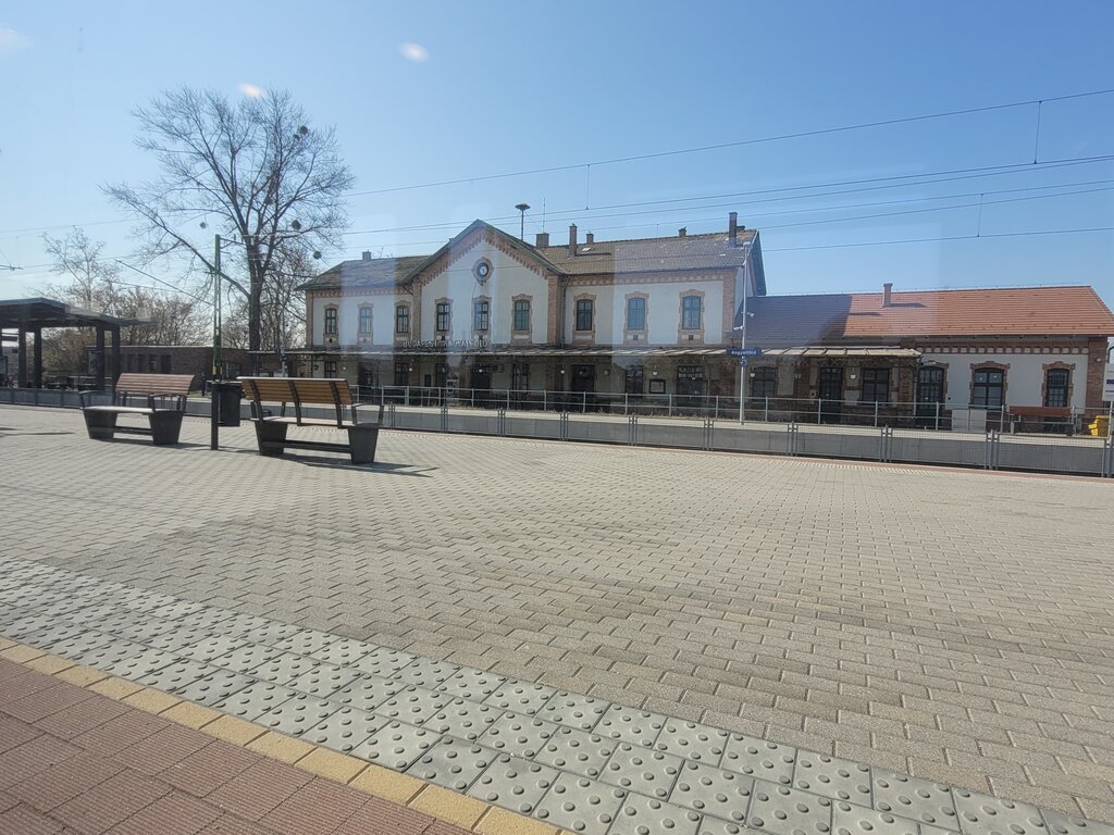 Tren istasyonu Budapest-Angyalfold, Budapeşte, foto