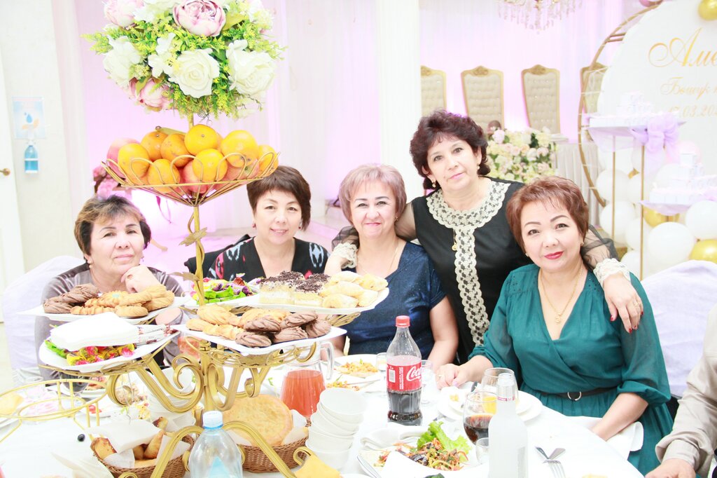 Düğün, toplantı salonu Adeline, Almatı, foto