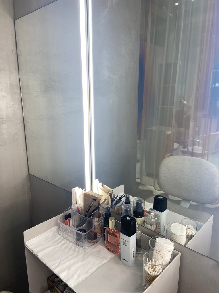 Kaş ve kirpik salonu Bro Brows, Moskova, foto