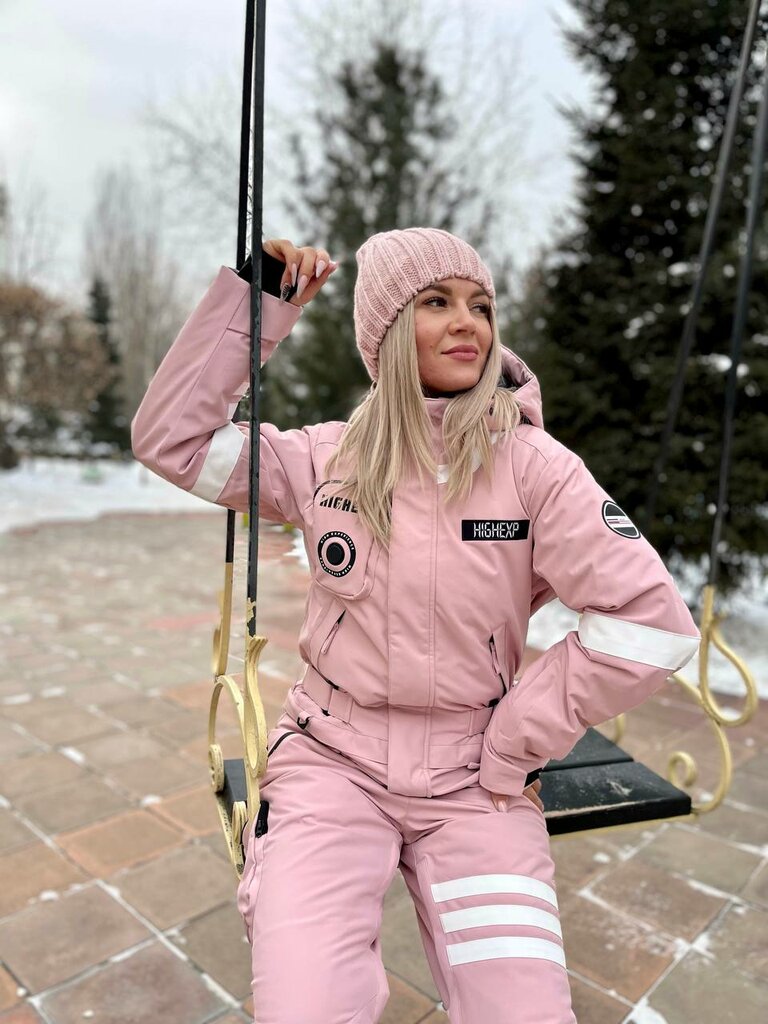 Spor giyim ve ayakkabı ZimaLeto, Krasnoyarsk, foto