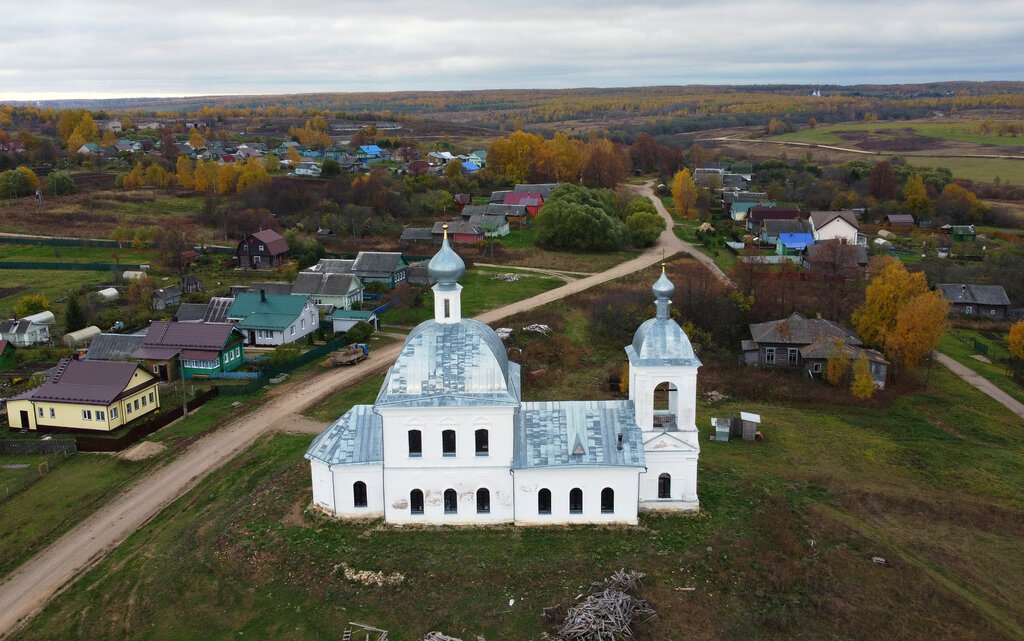 Ortodoks kiliseleri Tserkov Dimitriya Solunskogo V Filimonovo, Yaroslavskaya oblastı, foto