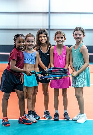 Tenis kulüpleri ve kortları Aria Sportscape Academy, Dubai, foto