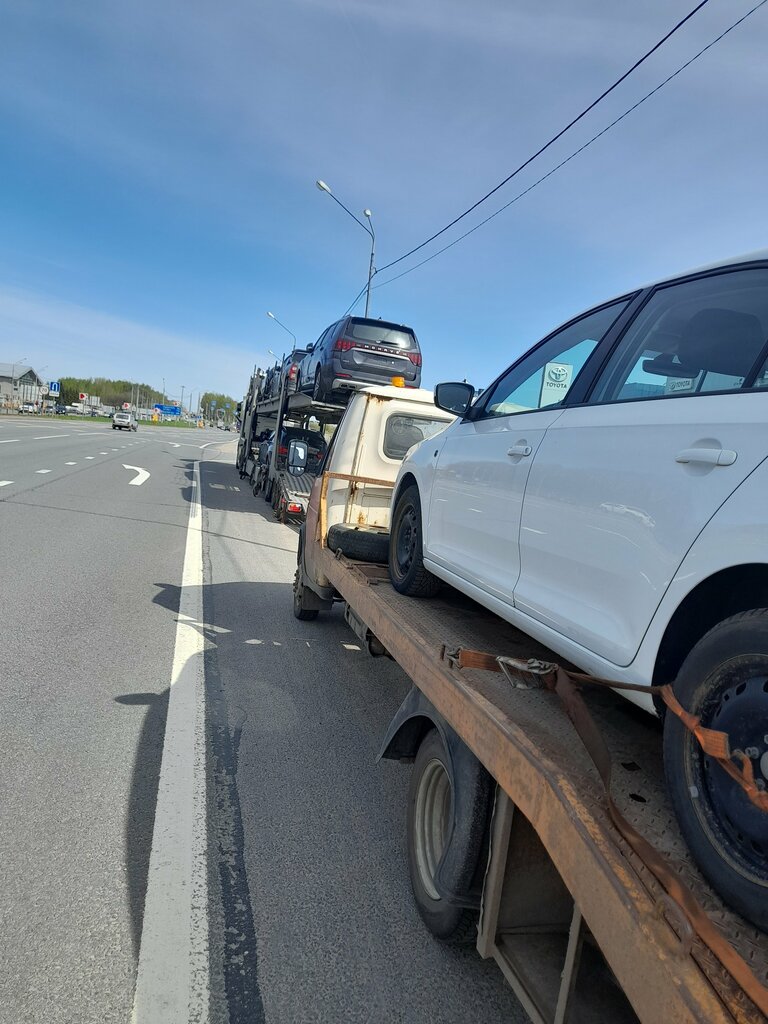 Çekici hizmeti Evacuator-yaros, Yaroslavl, foto