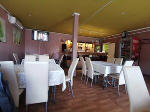 Лайм (ploshchad Svobody No:14, garadski pasiolak Ivianiec), kafe  Minskaya oblastından