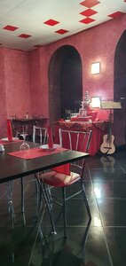 Ясная поляна (Zelyonaya ulitsa No:25, selo Yasnaya Polyana), kafe  Penzenskaya oblastından