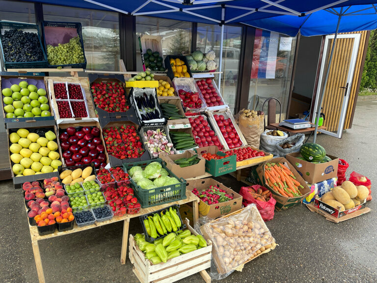 Manavlar Магазин овощей и фруктов, Moskova, foto