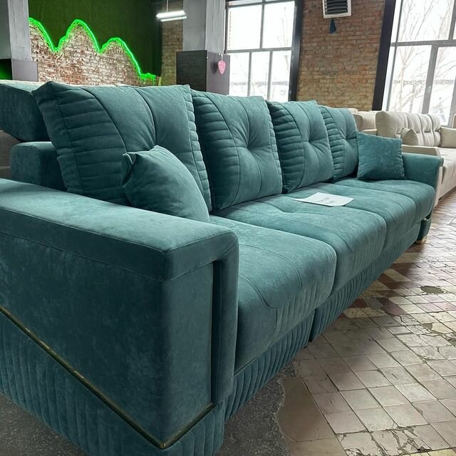 Koltuk takımı mağazaları LionMebel, Petropavl (Petropavlovsk), foto