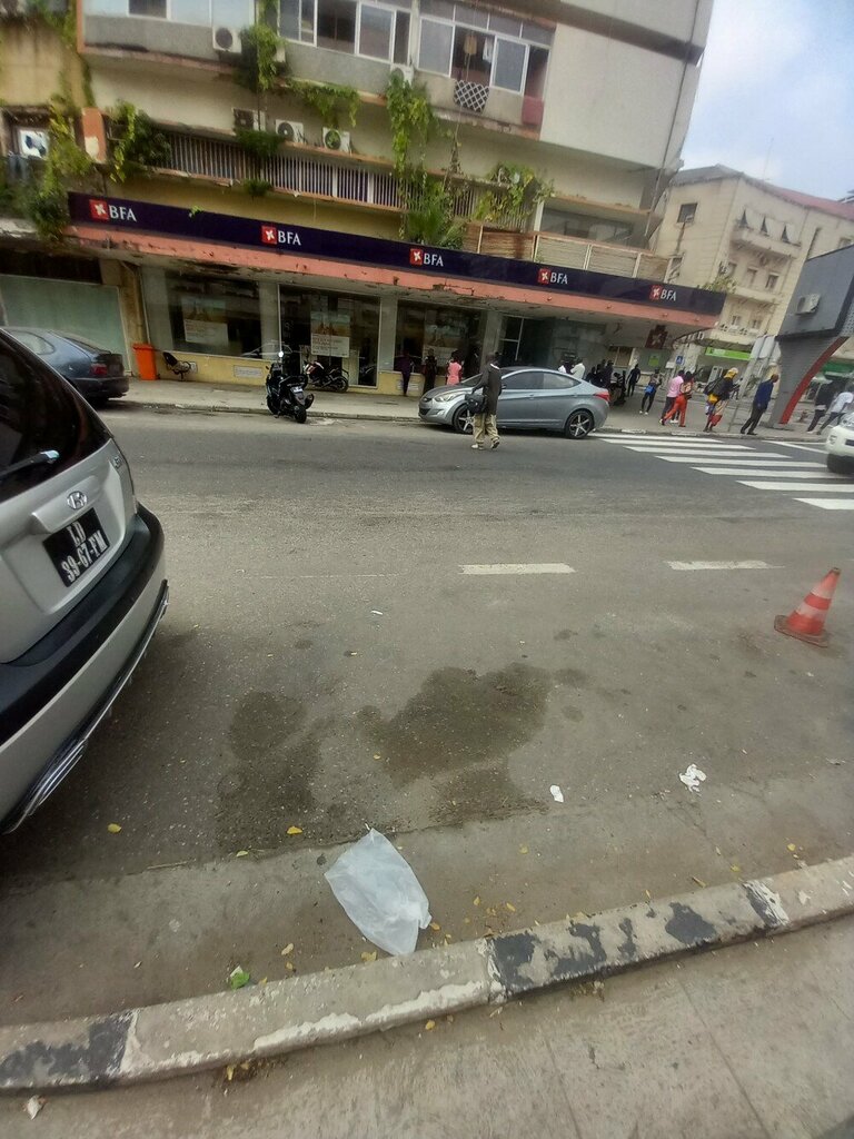 Banka Bfa, Loanda, foto