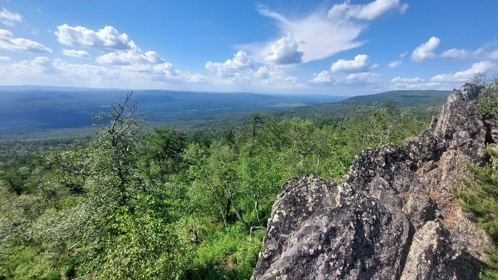 Dağ zirvesi Гора Катушка, Başkurdistan, foto