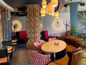 Сhef-SamuРай (Traktorostroiteley Avenue No:74), kafe  Cheboksary'den