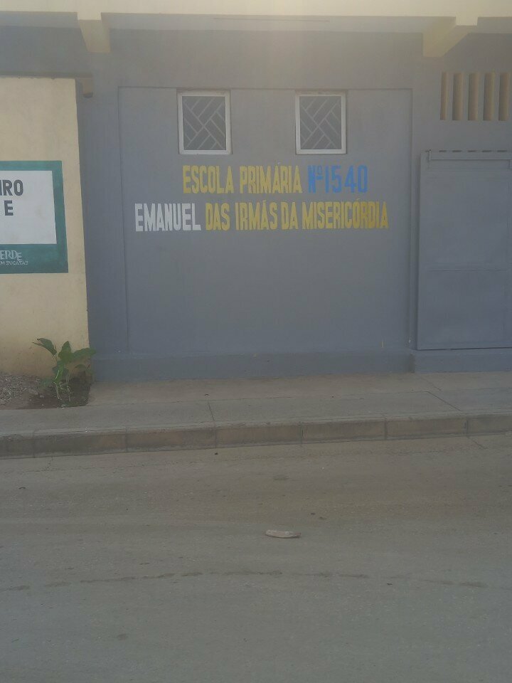 Eğitim merkezleri Instituição, Loanda, foto