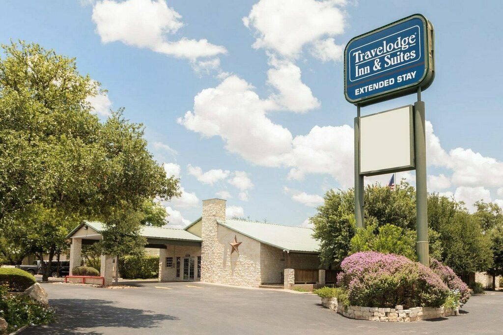 Otel Travelodge Inn &Suites by Wyndham San Antonio Arpt, San Antonio, foto