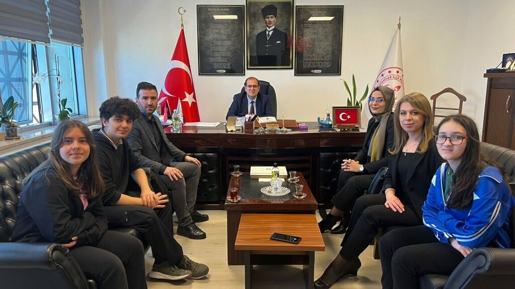 Ortaokul Ata Ortaokulu, Ortahisar, foto