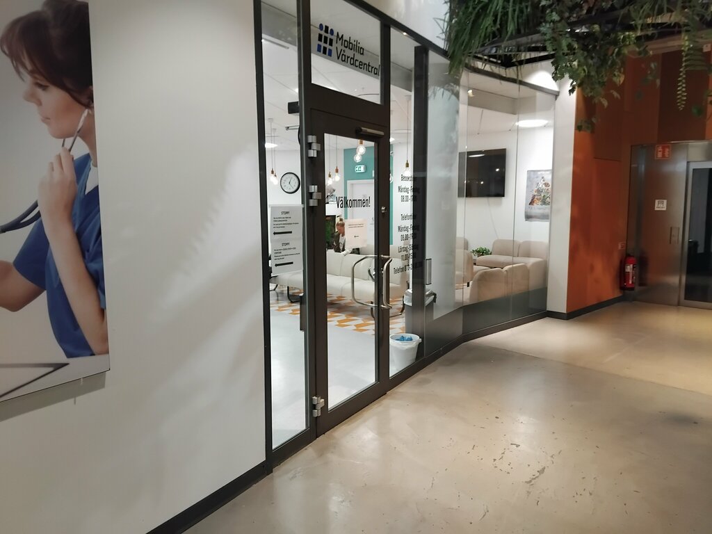 Tıp merkezleri ve klinikler Mobilia Vårdcentral, Malmö, foto