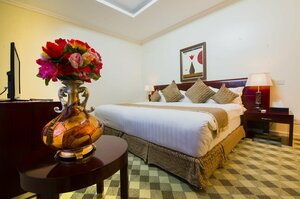 The Manor Hotel (Kigali), otel  Kigali'den