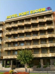 Port Eugeni (Comunidad Autónoma de Aragón, Zaragoza, Avenida Aragón, 49), otel  Cambrils'ten