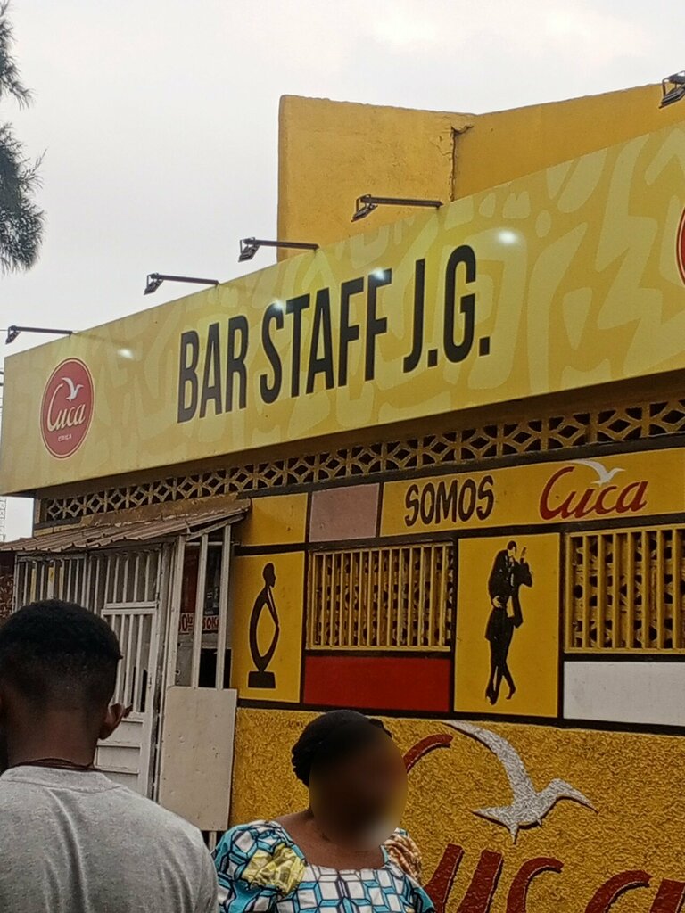 Büyük mağazalar Bar staff J. G, Loanda, foto