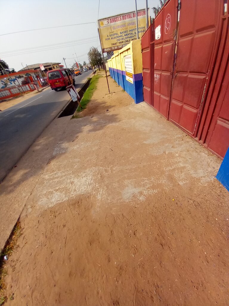 Çocuk gelişim merkezleri 3 Angels Early Childhood Dev. Centre, Akra, foto