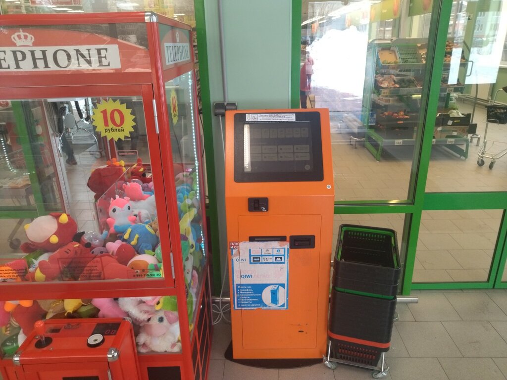 Ödeme terminali QIWI, Tver, foto