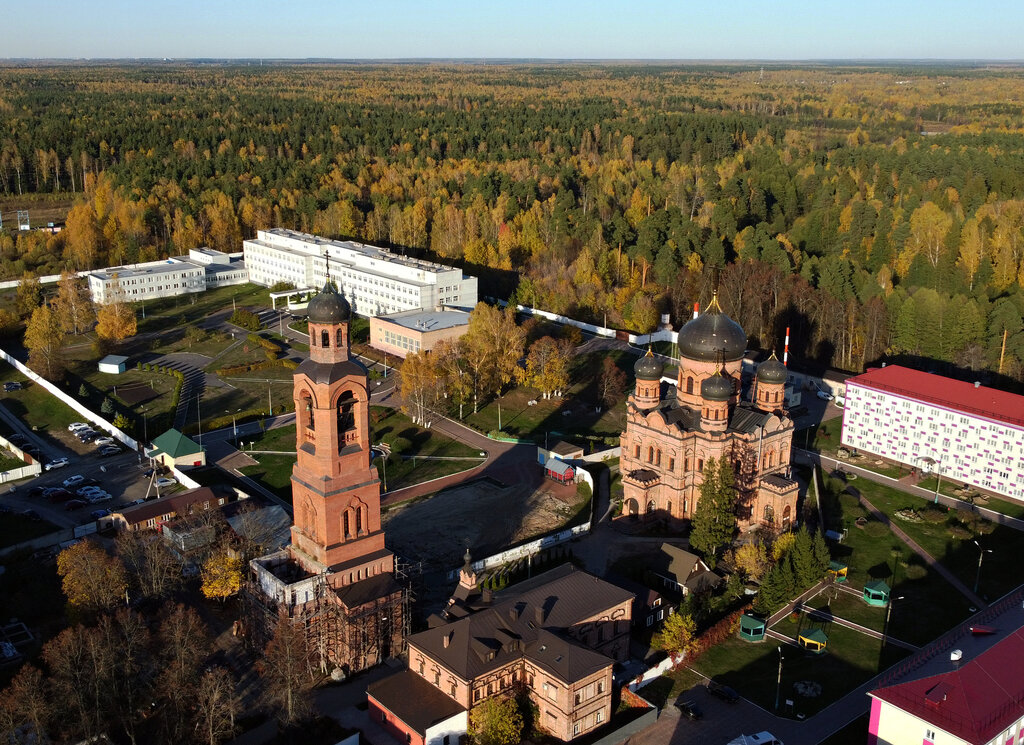 Ortodoks kiliseleri Трапезный корпус, Kurovskoye, foto