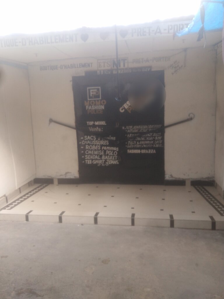Giyim mağazası Ets Mt, Brazzaville, foto