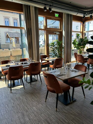 Restoran Aal Schoul, Dünya, foto