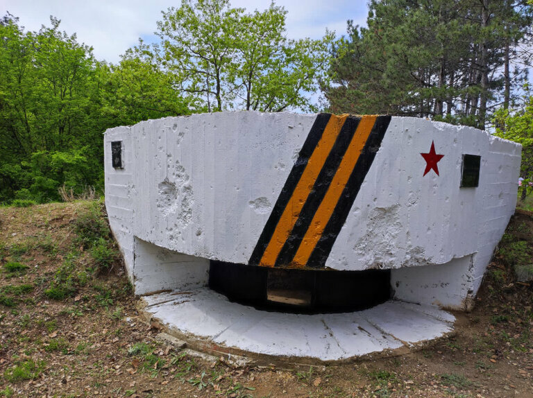 Turistik yerler Долговременная огневая точка № 17, Sevastopol, foto