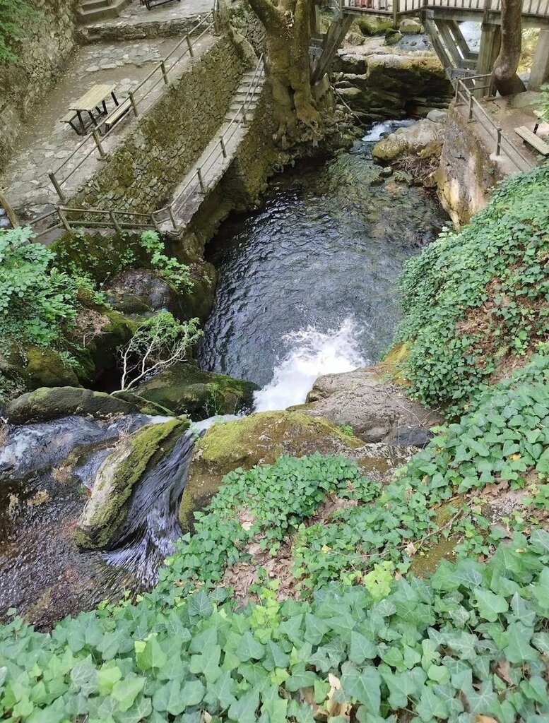 Doğa koruma alanı Ayazma Pınarı Tabiat Parkı, Bayramiç, foto