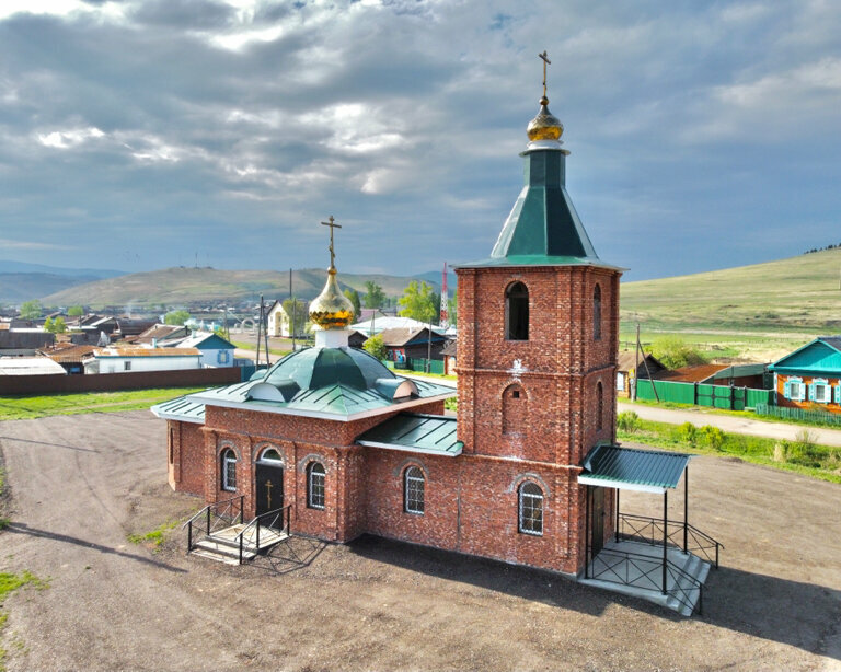Ortodoks kiliseleri Православный храм, Buriatya, foto