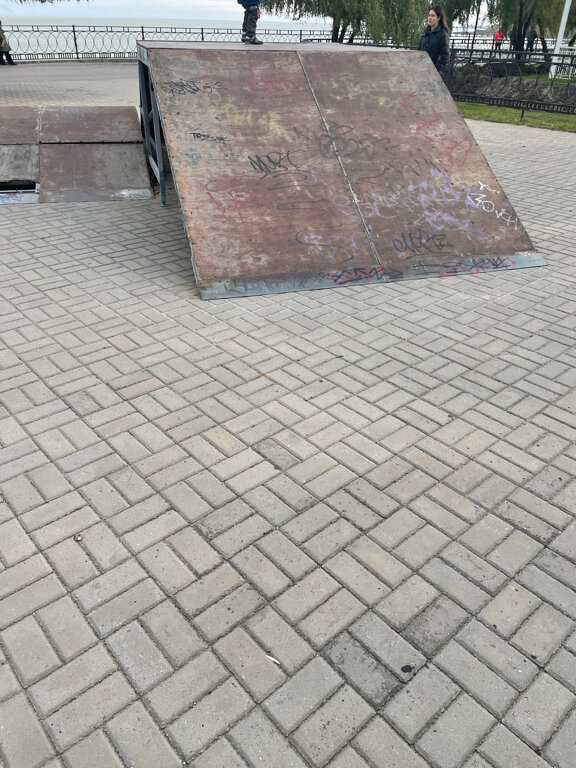 Kaykay parkı Скейтплощадка, Taganrog, foto