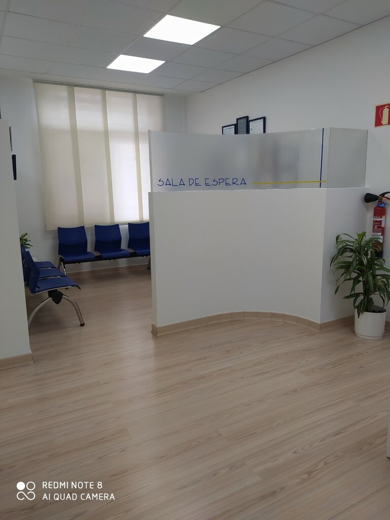 Özel ağız ve diş sağlığı klinikleri ve muayenehaneleri Clínica Dental Luis Miguel Ruiz, Santander, foto