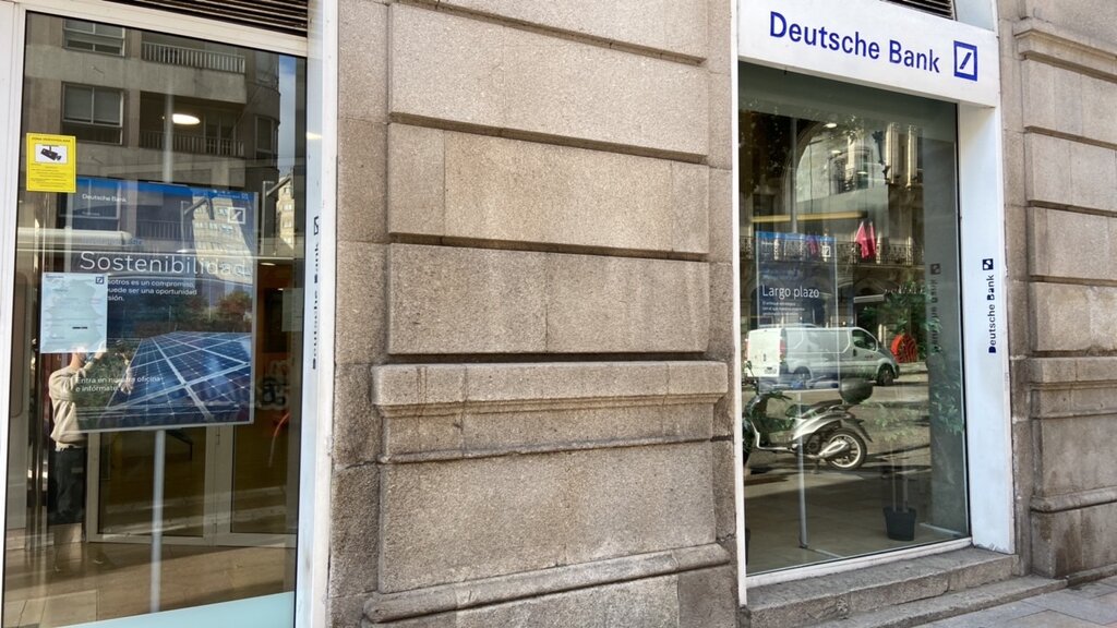 Banka Deutsche Bank, Vigo, foto