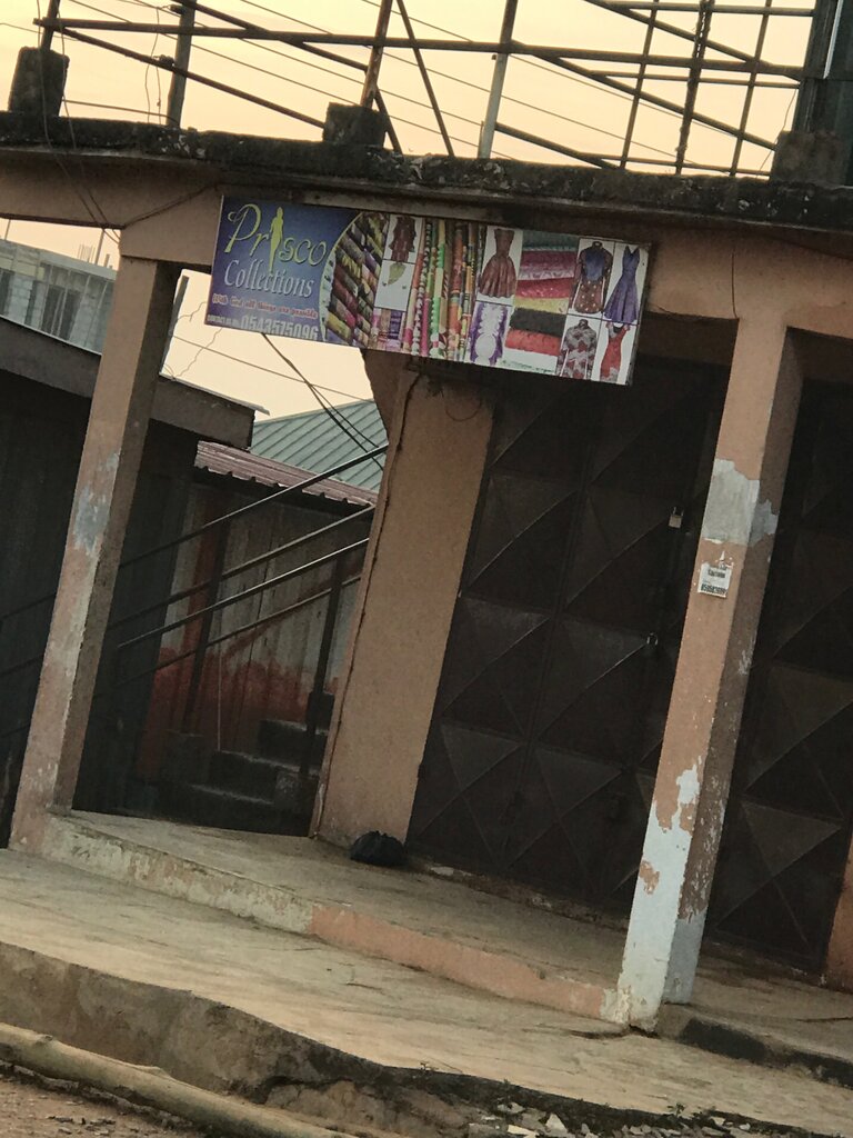 Giyim mağazası Prisco collection, Dünya, foto