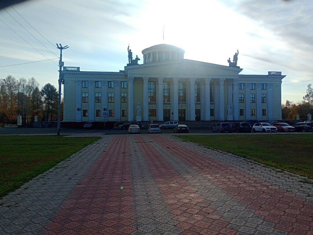 Kafe Дворцовое, Nijni Tagil, foto