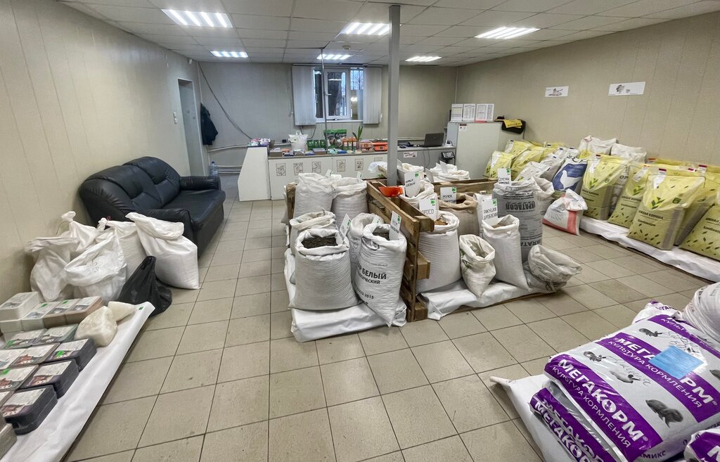 Yem ve yem katkı maddeleri Compound Feed And Grain, Pskov, foto