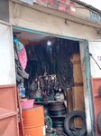 Ets A. C (Brazzaville, Commune de Ouenzé, Rue Louingui), oto lastik tamiri  Brazzaville'den