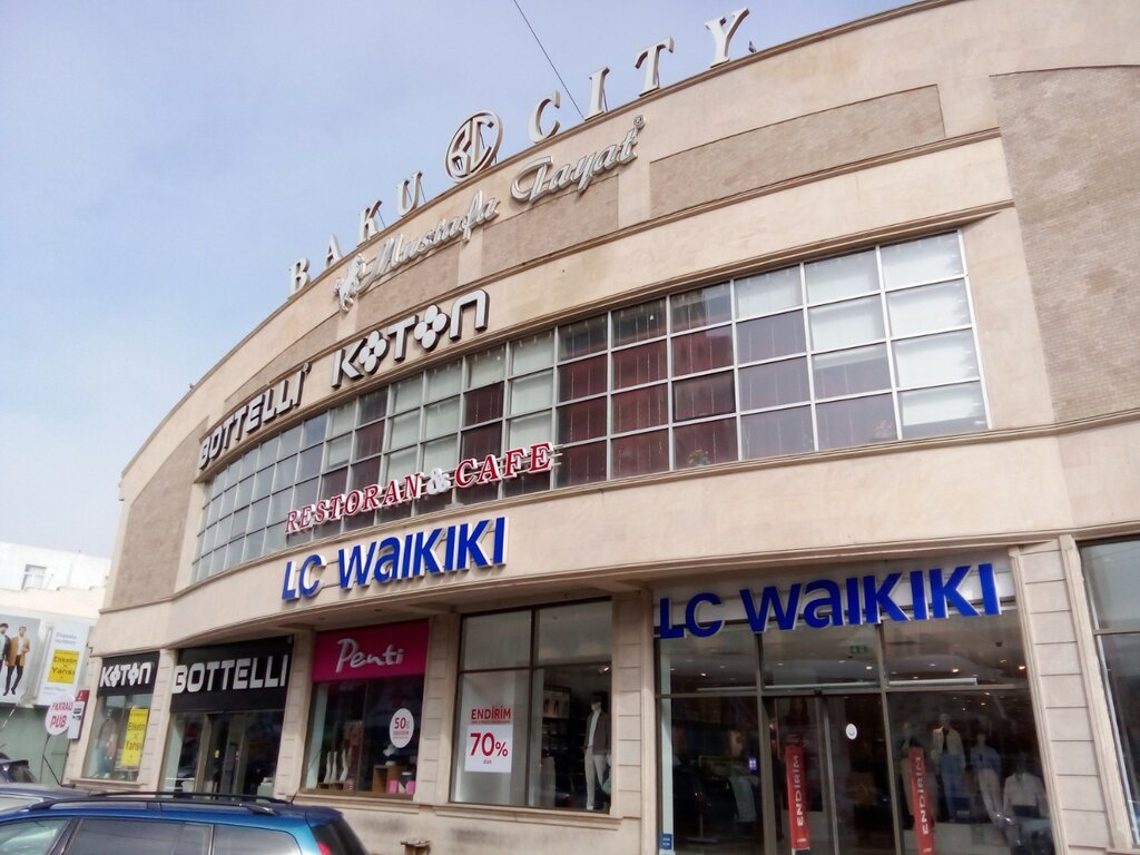 Giyim mağazası Mustafa Tayat, Bakü, foto