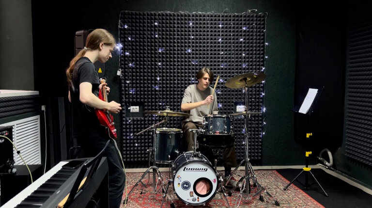 Müzik okulları ve konservatuarlar 16-beat, Stavropol, foto