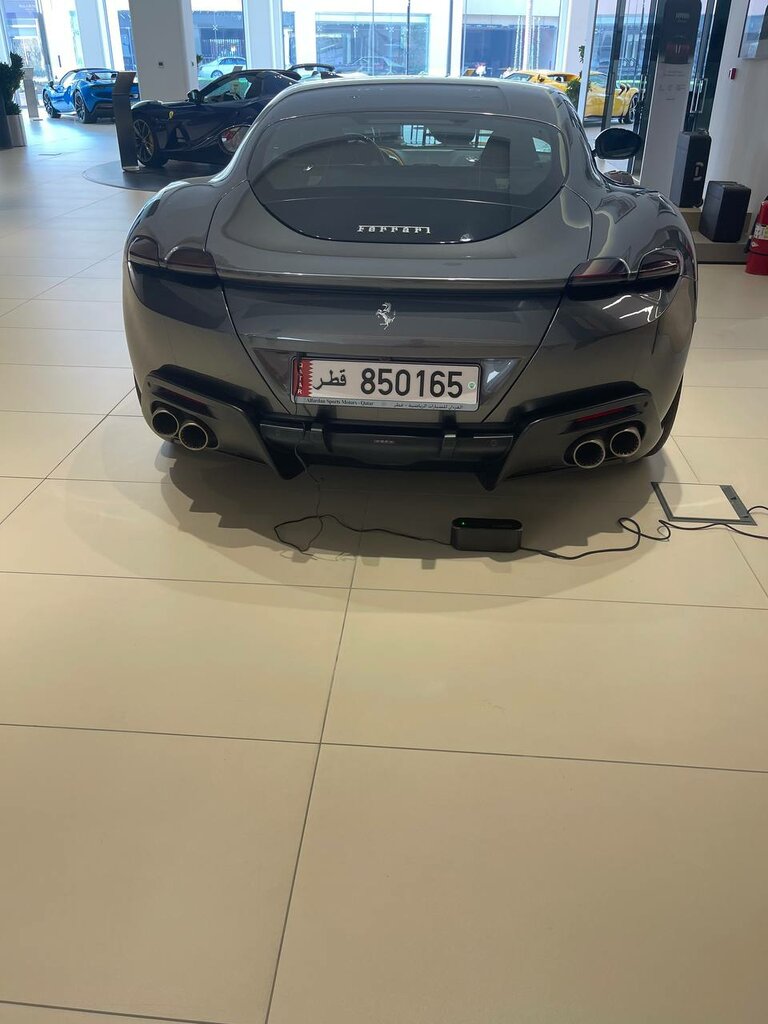 Otomobil satış galerileri Alfardan Sports Motors, Doha, foto