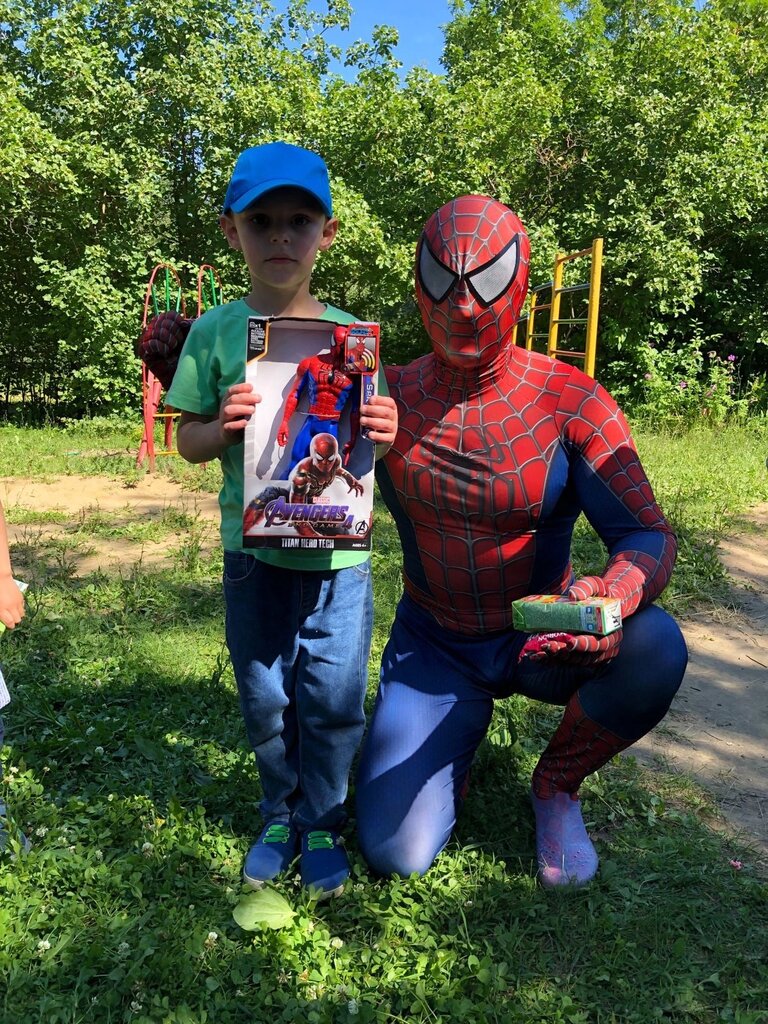 Çocuklar için kutlama organizasyonları Тот самый человек паук, Çapayevsk, foto