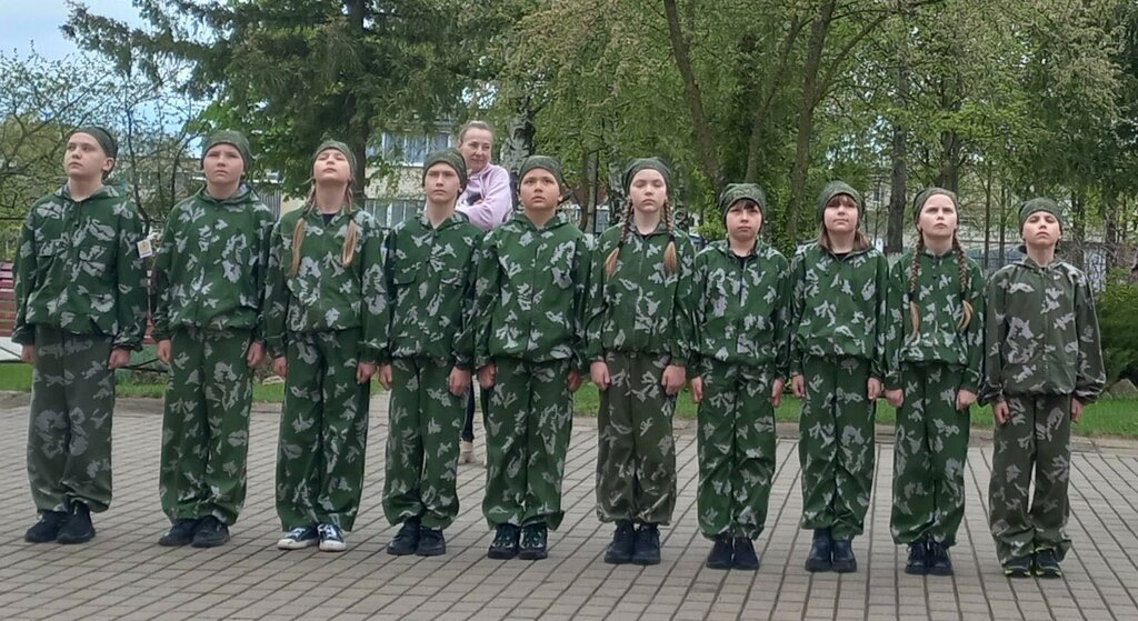 Ortaokul Srednyaya shkola № 3, Kletsk, foto