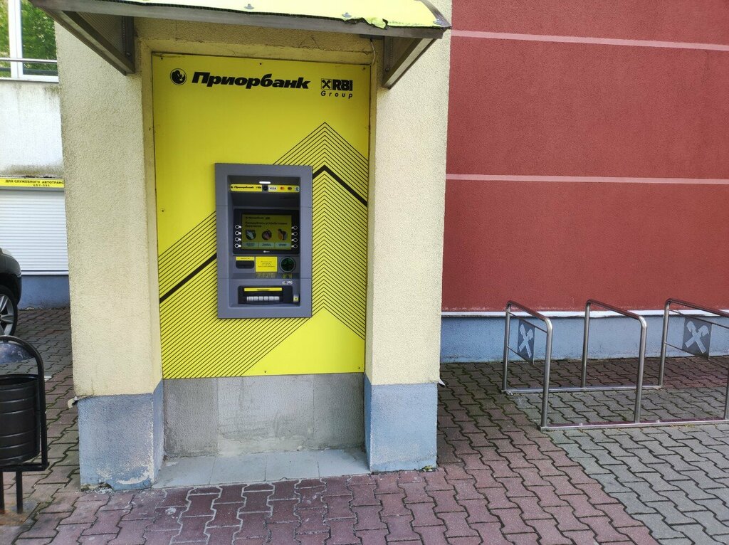 ATM'ler Priorbank, bankomat, Brest, foto
